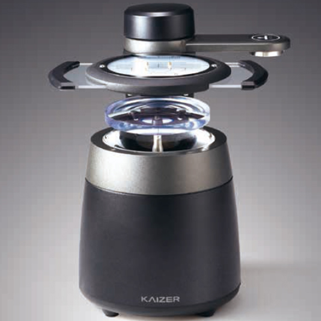 دستگاه تراش عدسی KAIZER HPE-8000 - یسنا پارس